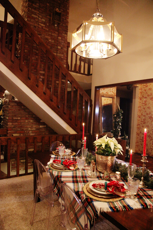 Vintage Christmas Party at home • Grand Little Place